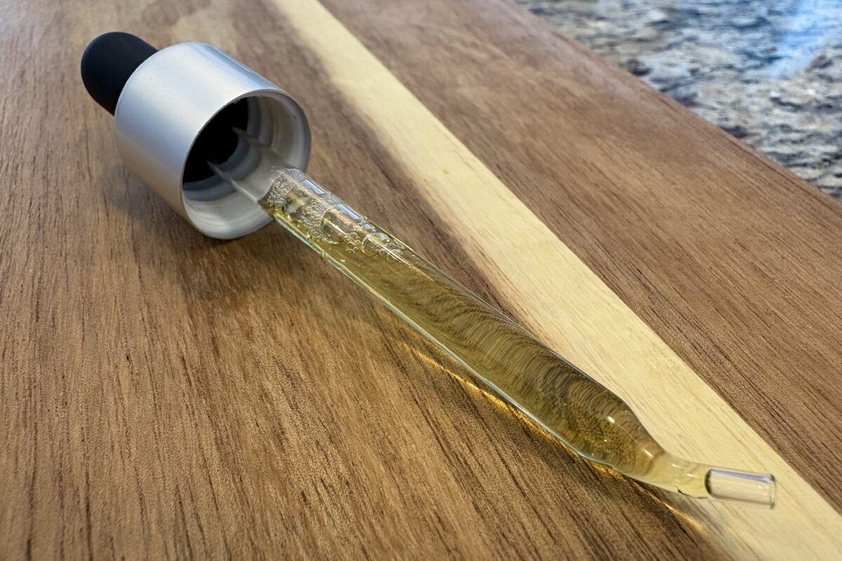 How to Make a Cannabis Tincture - Cannabis Seeds | Humboldt Seed Company